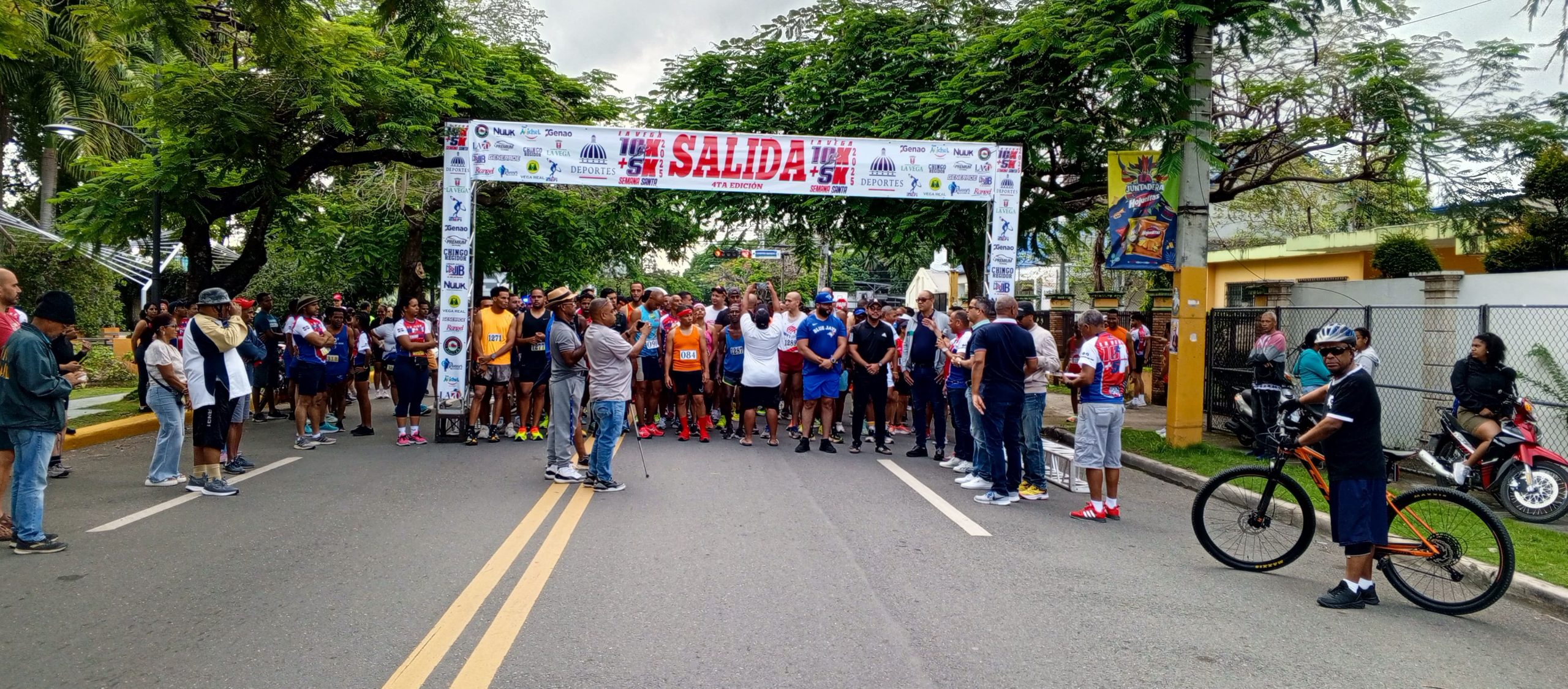 Celebran el segundo día del Voli Arena y el Maratón 10 y 5 K en La Vega ...