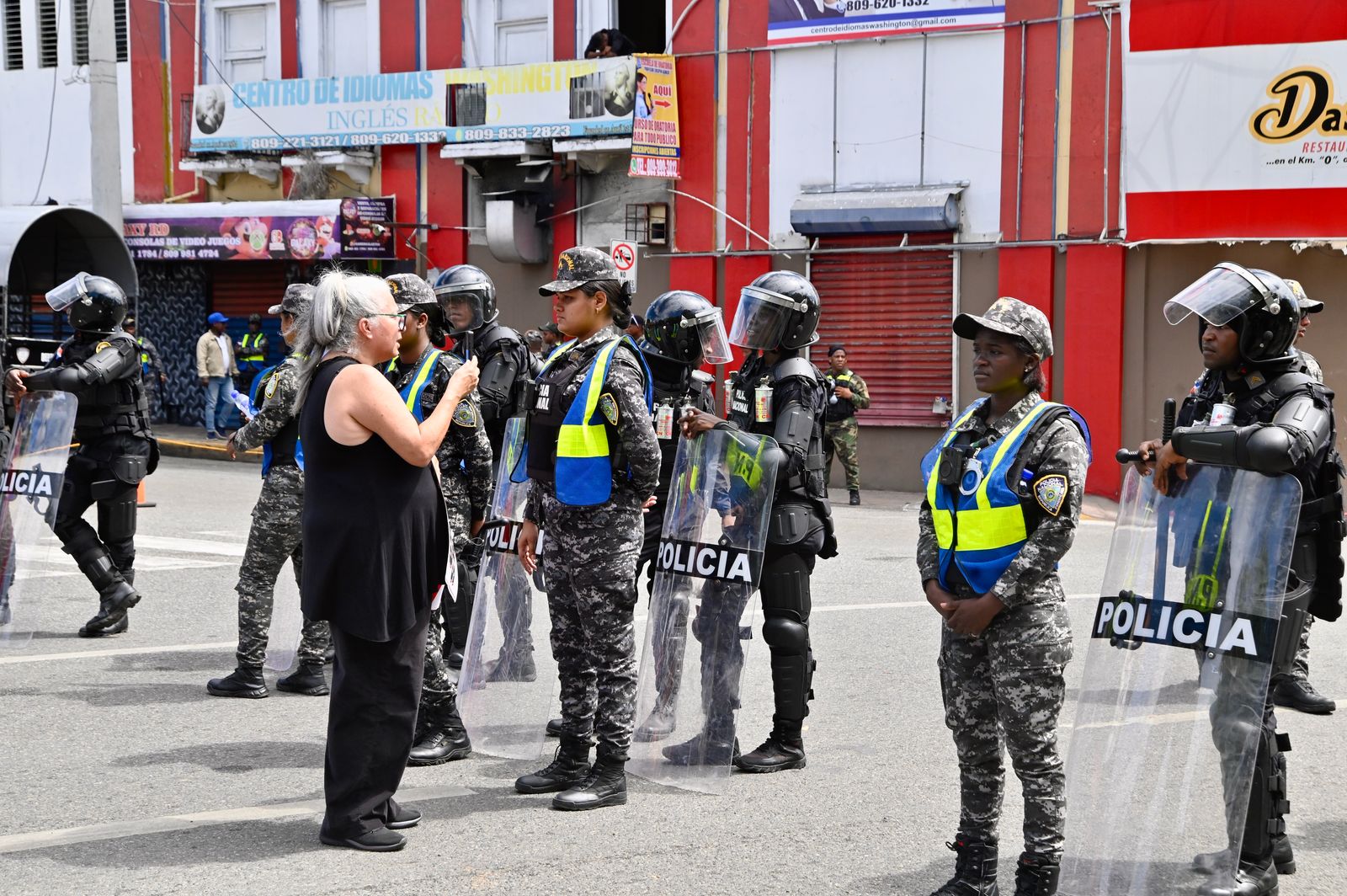 Grupo de dominicanos marcharían contra haitianos se retiran por ...