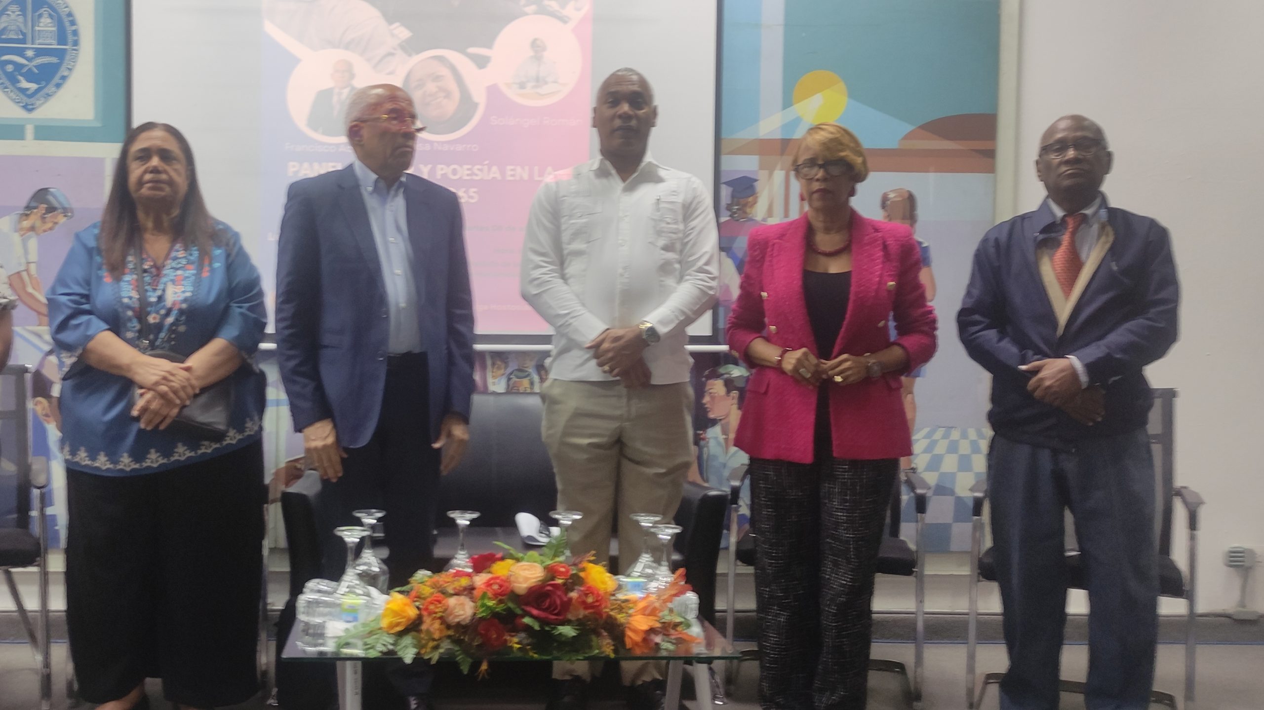 UASD realiza panel «Mujer y Poesía en la Revolución del 1965» – El ...