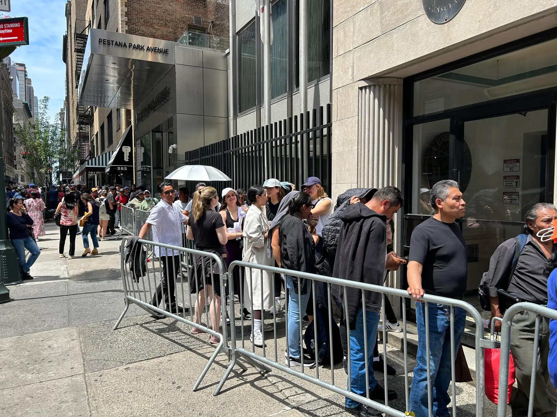 La atención en los consulados de México en EEUU se eleva un 21 % tras ...