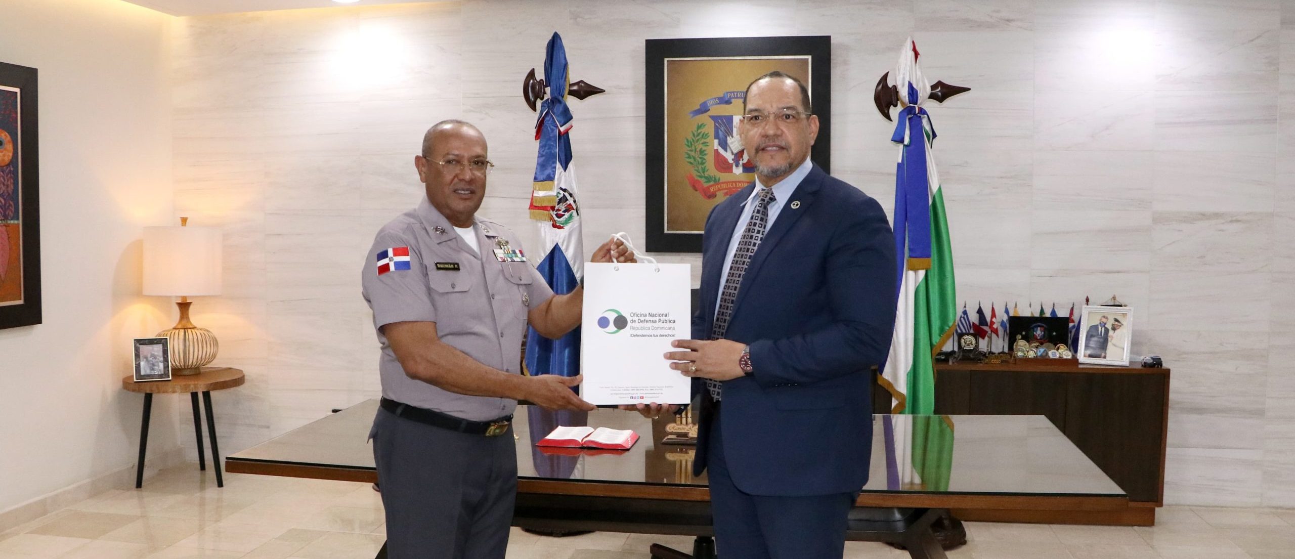 Defensa Pública se reúne con director PN para fortalecer vínculos ...