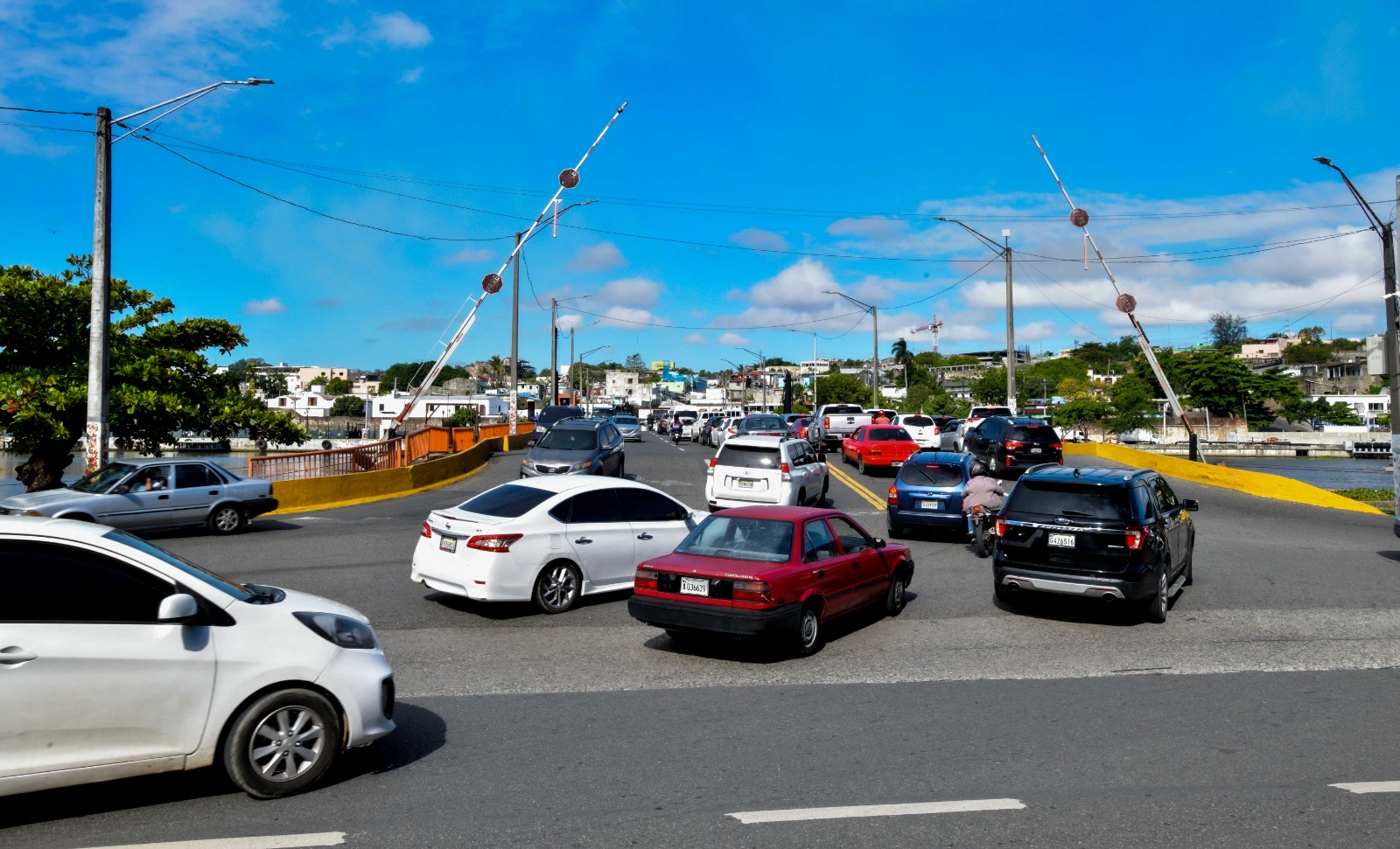 Puente Flotante será cerrado por dos horas este domingo para el paso de embarcaciones – El Nuevo ...