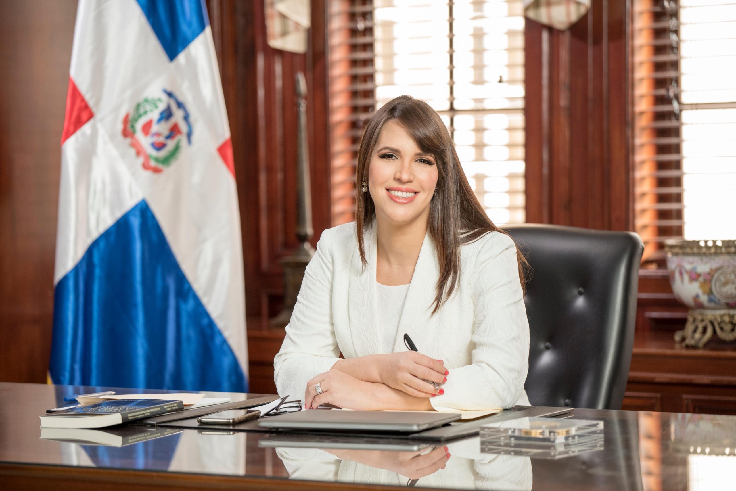 Angie Martínez, nueva embajadora en Corea: conozca a la designada por ...