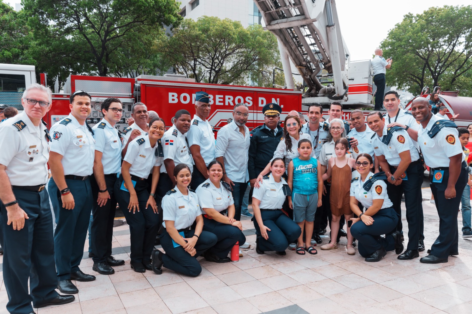 Cuerpo de Bomberos del DN tiene todo listo para tradicional manguerazo ...