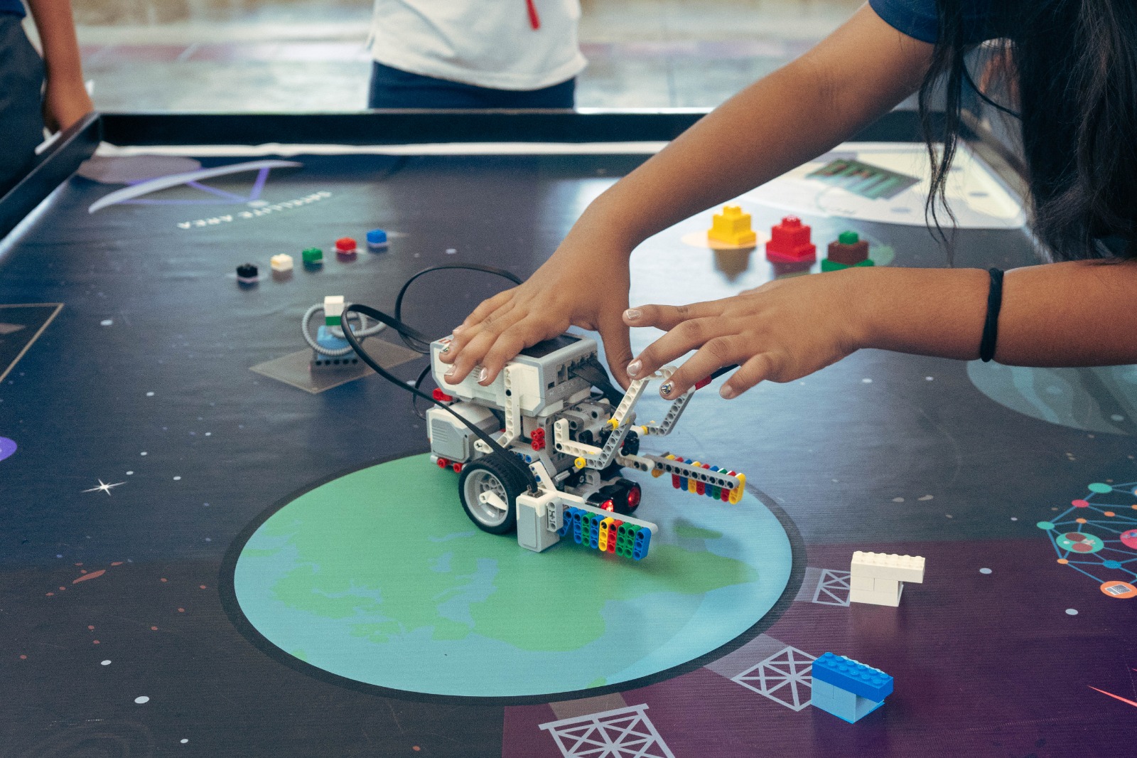 WRO: Una apuesta estratégica por la educación del futuro y el talento que mueve la economía – El ...