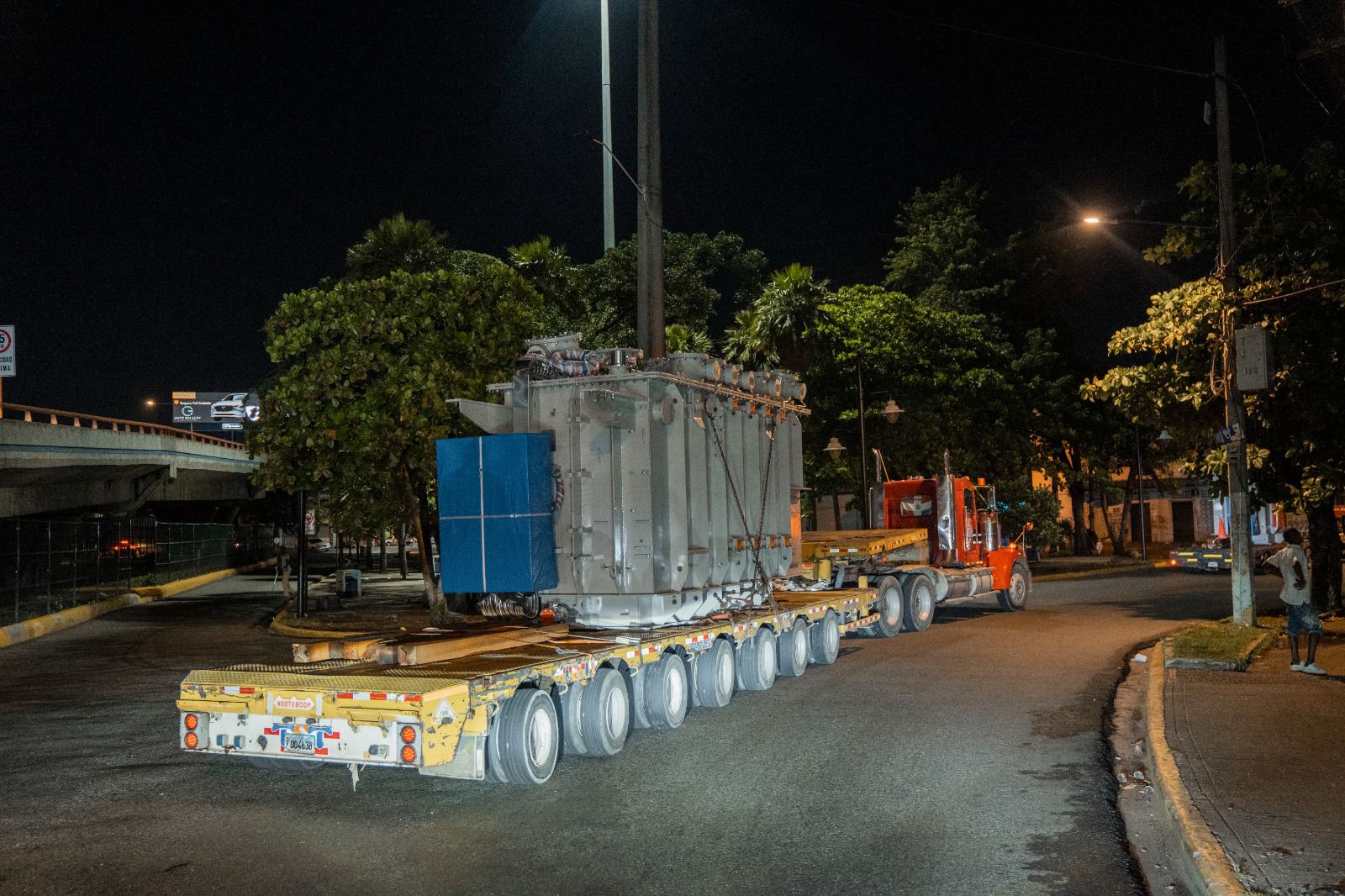 Edesur inicia traslado de 10 transformadores para nuevas subestaciones eléctricas – El Nuevo ...