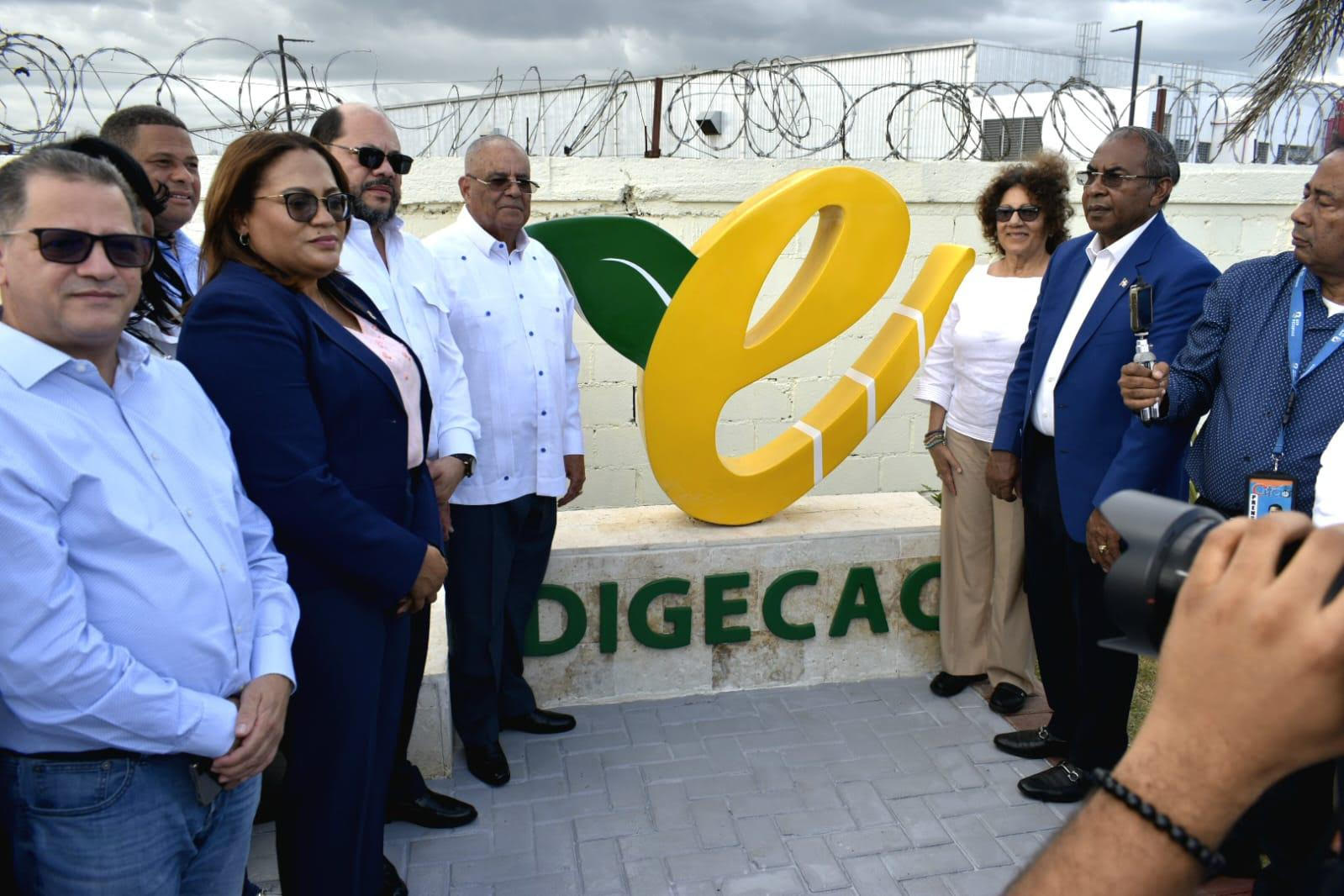 Digecac inaugura parador fotográfico en la Carretera Mella – El Nuevo ...