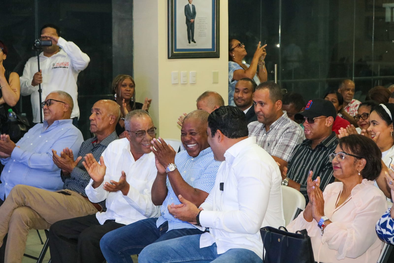 Carlos de Jesús encabeza Encuentro político por el Futuro de Santo Domingo Este – El Nuevo ...