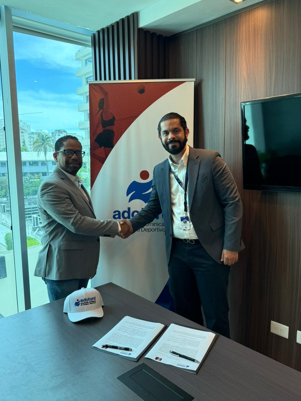 Adoturd y La Javilla Baseball Club firman acuerdo para impulsar el ...