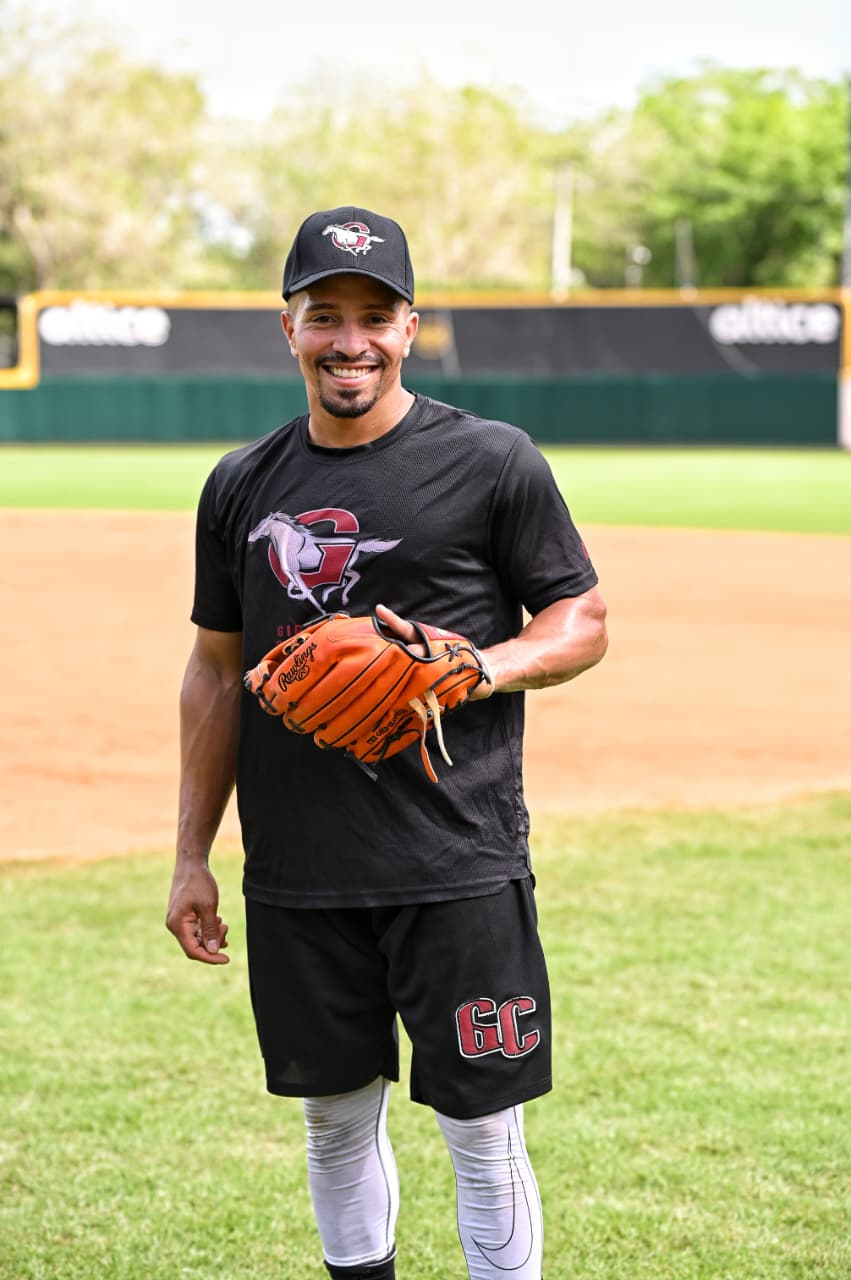 Gigantes del Cibao reciben a Wily Peralta, Melvin Mercedes y a los ...