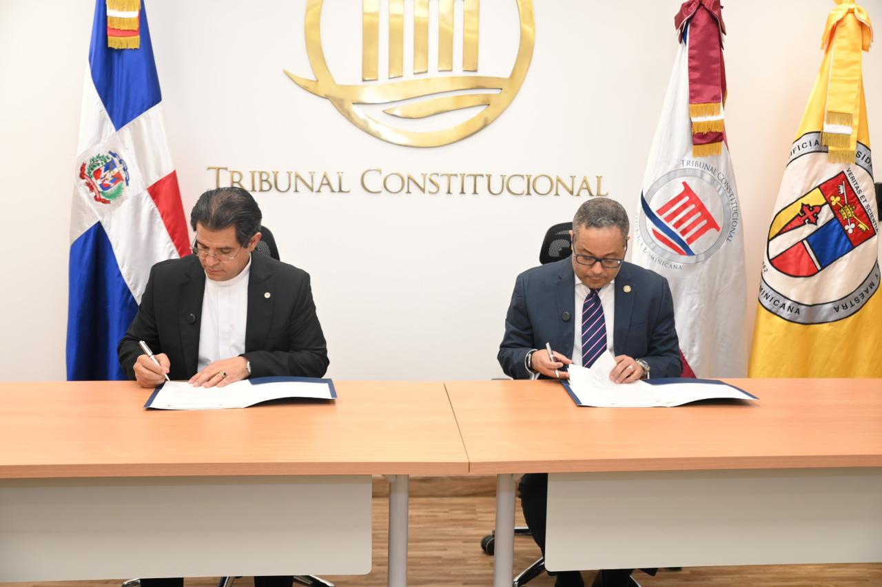 TC y Pucmm renuevan convenio para fortalecer estudios constitucionales ...